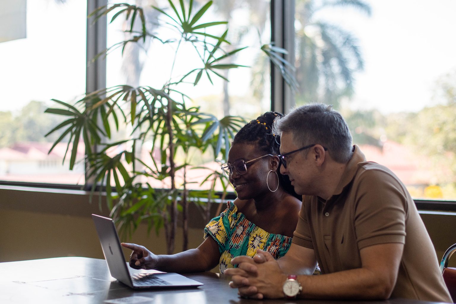 Deepening EARTH’s Impact Around the World: The e-Learning by Doing Program – EARTH